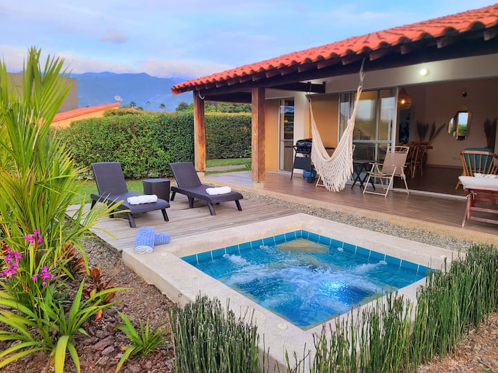 Casa Campestre Con Jacuzzi A 10 Min Del Aeropuerto - Armenia