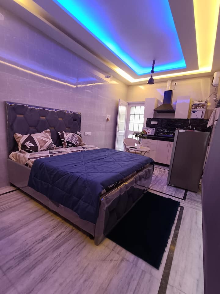 Cozy Hut Independent Stay In Chandigarh - Chandigarh