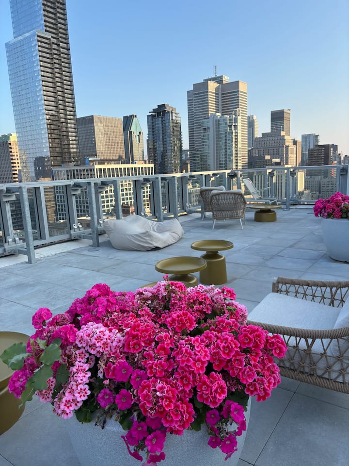100 Walkscore Studio • Rooftop Spa & Bbq • Gym - Montreal