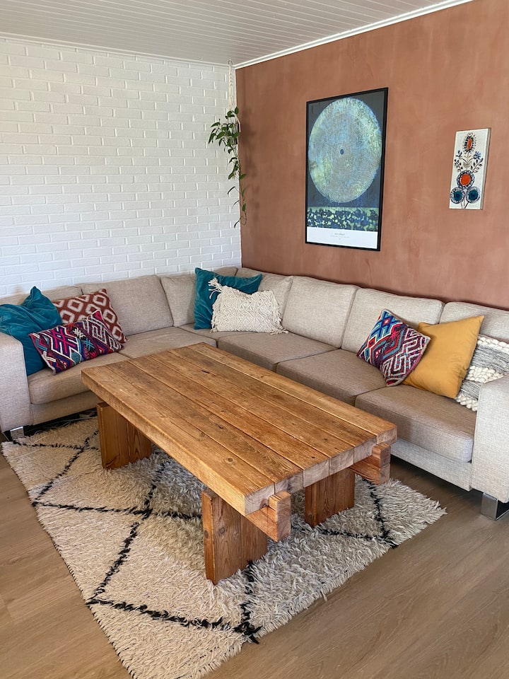 Det Gule Hus - Tæt På Alt - Thisted