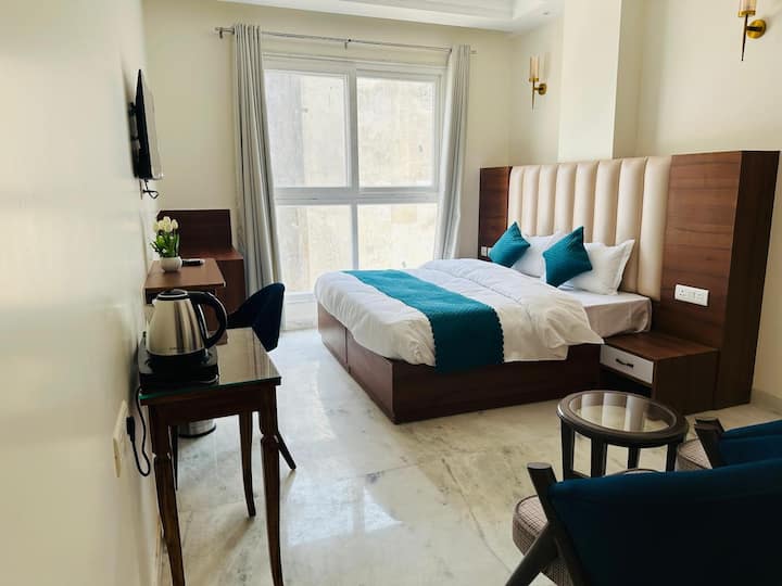 Jp Inn - Luxury Room 102 - New Delhi
