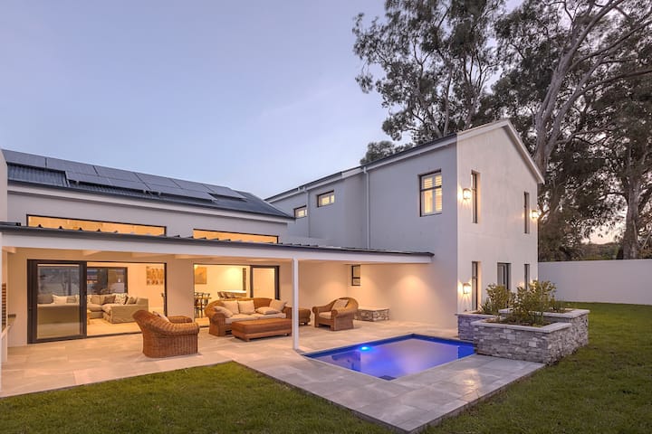 Mountain Vista Escape | Onrus | Pool | Hot Tub - Onrus