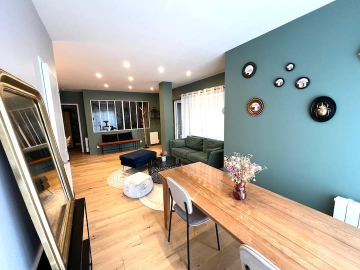 Le 49 Carnot : Plein Centre De Poitiers - ibis budget Gare de Poitiers