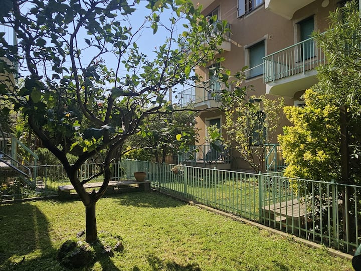 Appartamento Finale L.- Giardino - Finale Ligure