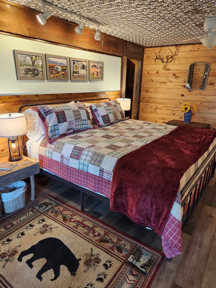 Goat Peak Retreat - Polson, MT