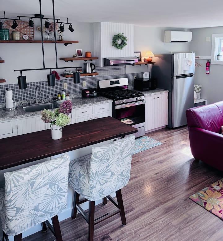 The Groveside Guest House - コンコード, NH