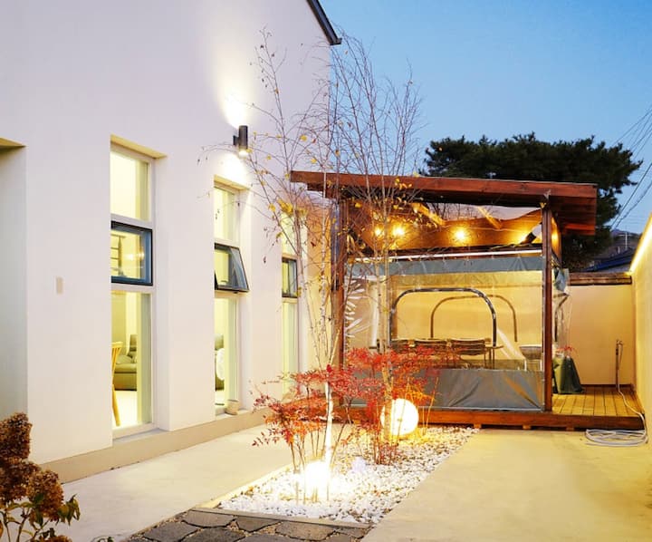 경주 가을단풍여행 반려견동반 독채 온수풀 불국사 보문단지 석굴암 주요유적지10-20분 - Gyeongju-si