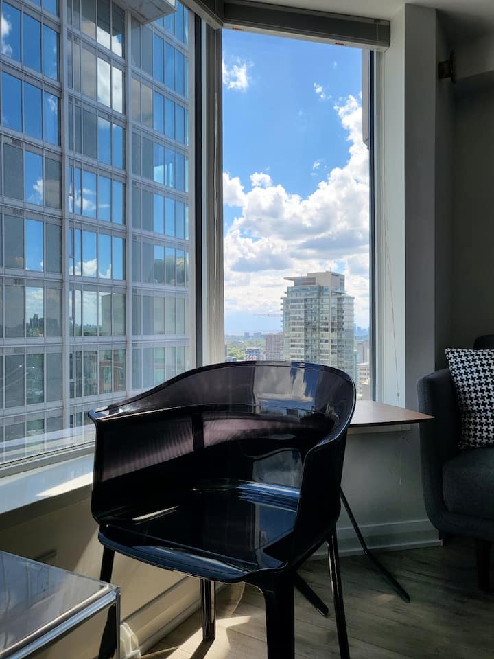 High-floor 2br 2ba In Yorkville | Walk Everywhere - Toronto, ON
