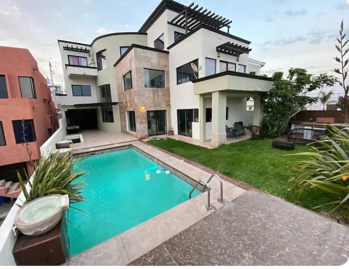 Con Alberca Zona Privada Centro Bella - Ensenada