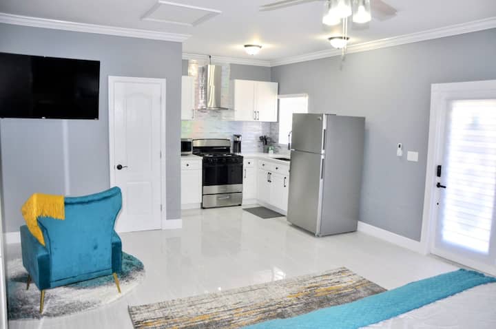 Traveler's Rest - Freeport