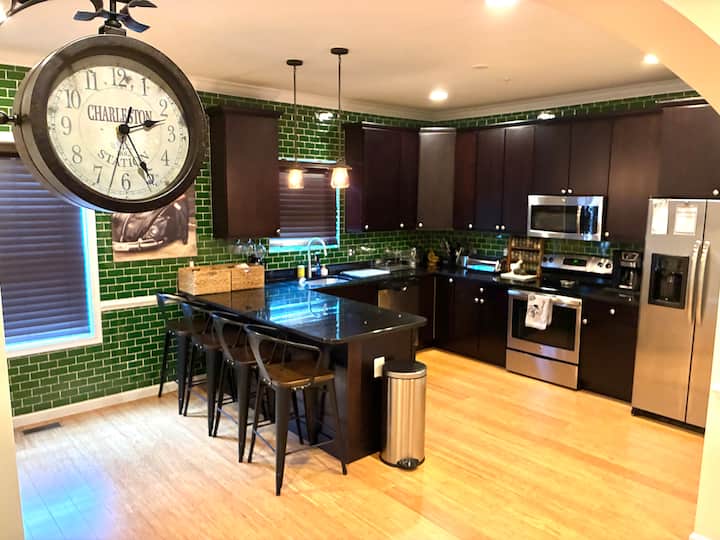 Clean,cozy, And Affordable-1 - Largo, MD