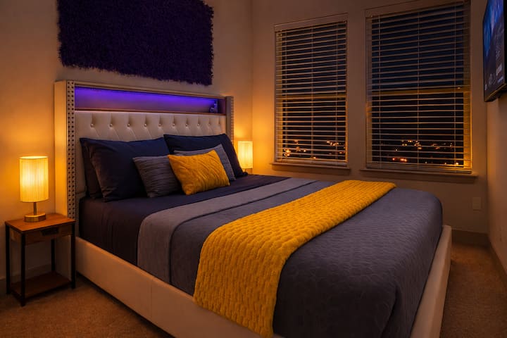 Lux Frisco Apt | Pool View | 1 Br + Sofa Bed & Gym - Nebraska