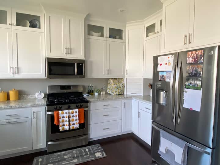 Beaver Bungalow- Golf, Ski, Sports ~ All Near By - Beaver, UT