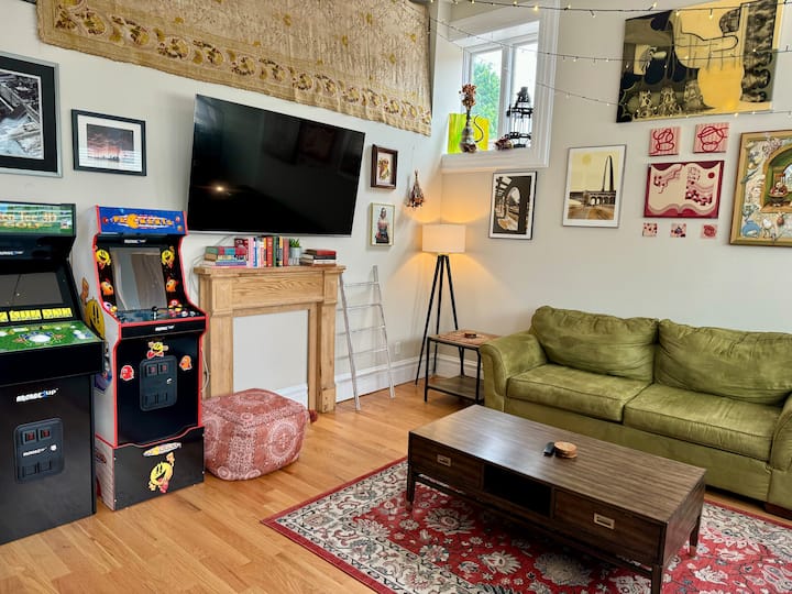 Fun And Artsy Boho Apt In Historic Benton Park - St. Louis, MO