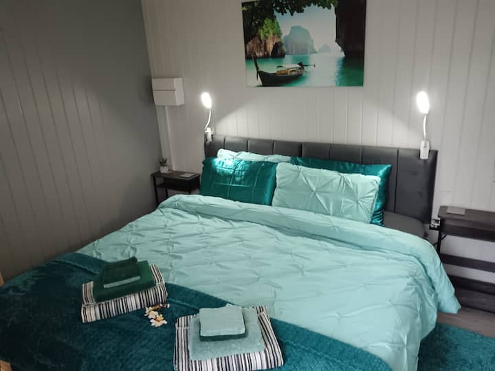 Peaceful 2-bedroom Guesthouse_sleep4_ Parking_wifi - Derby