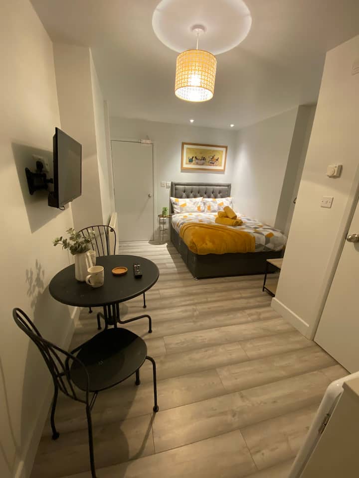 Luxury Studio 3 Eaton Valley - Dunstable
