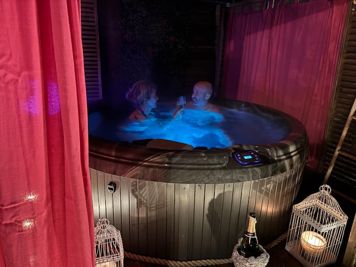 La Love  Room Romance Jacuzzi Pti Dej - Biscarrosse
