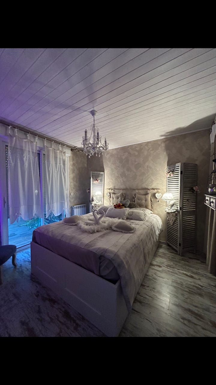 La Love  Room Romance Jacuzzi Pti Dej - Parentis-en-Born