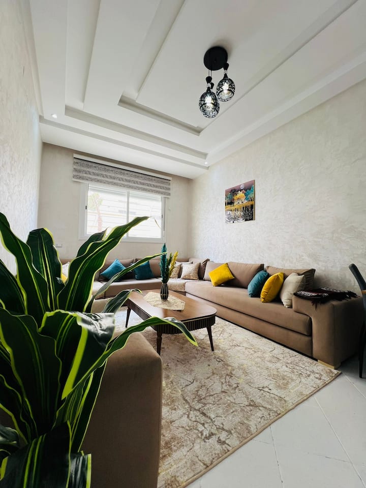 Appartement De Luxe Climatisé. Parking Gratuit - Agadir