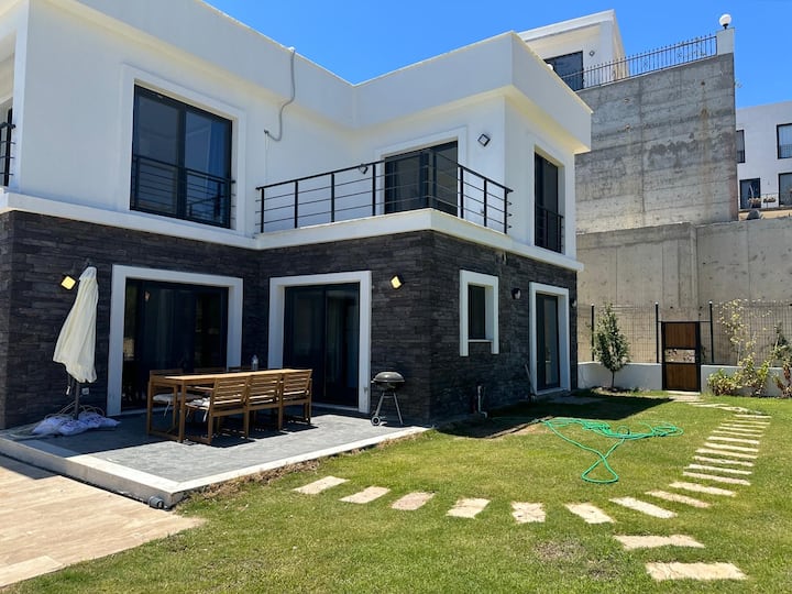 Huzur Dereköy’e Hoşgeldiniz. - Akyarlar