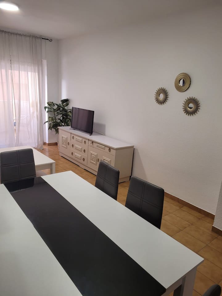 Apartamento Montserrat - Almería