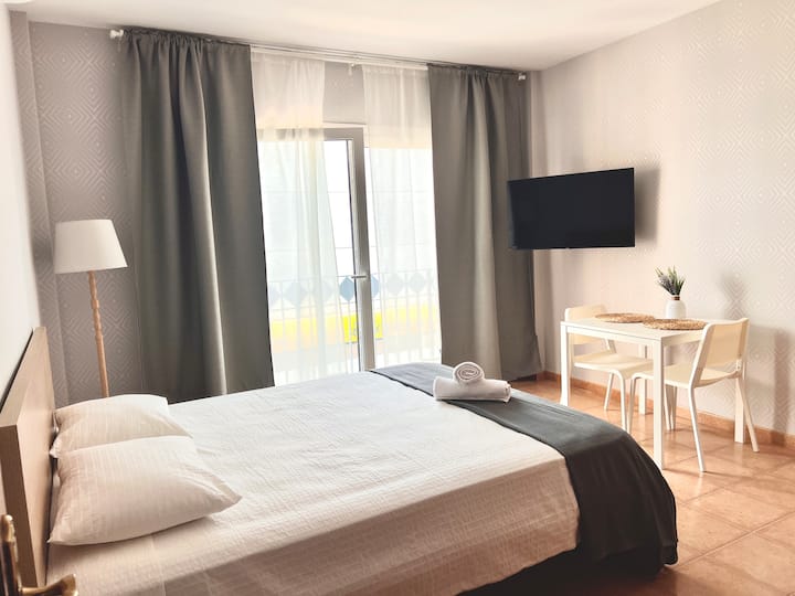 Oliva Aparts 103. Уютная студия в центре города - Lloret de Mar