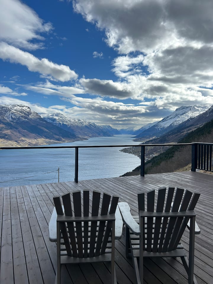 Stor Og Romslig Hytte I Vakre Hardanger - Norway