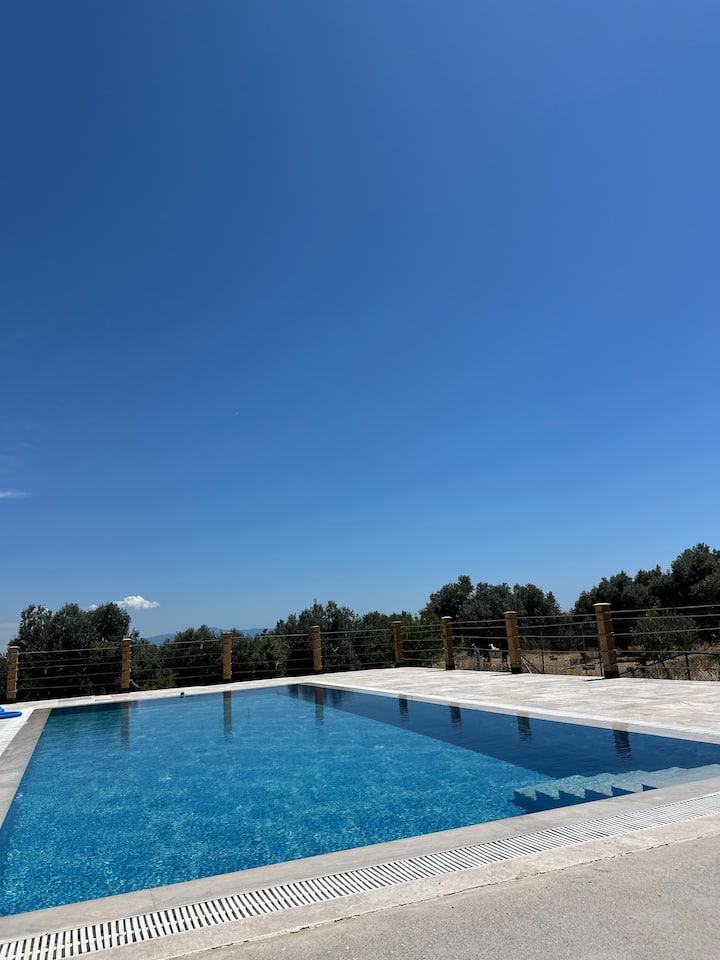 Zeytince Doğa Evi | Standard Oda 2 (ÇIft Kişilik) - Foça