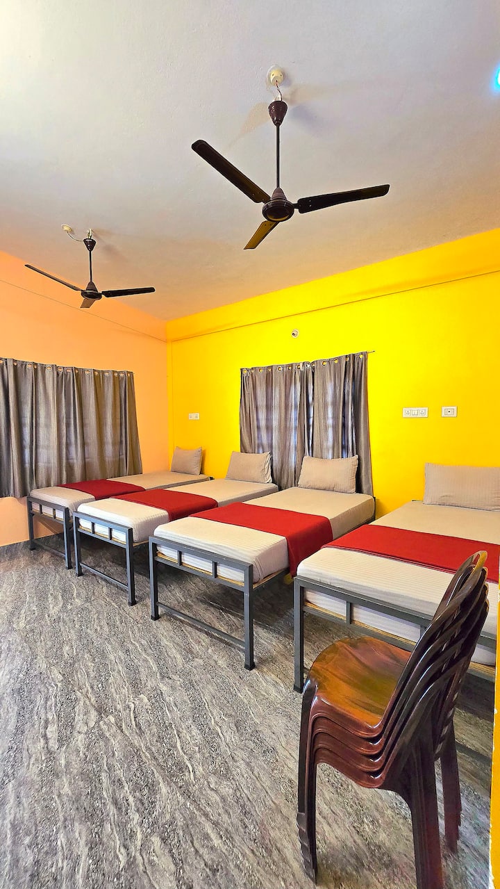 Family And Groups Stay - Gokarna