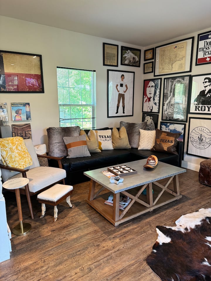 Camp Tejas W/pavilion, Paddle Boat, Kayaks, Pets - 로그 캐빈