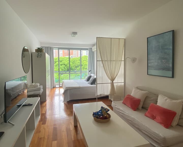 Acqua Julian Alvarez - Buenos Aires