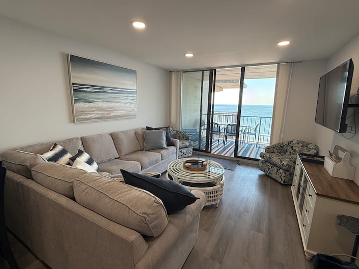 Luxury Beachfront Condo, Ocean City Md - Ocean City, MD