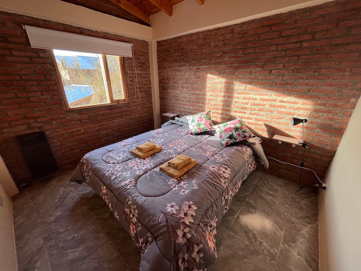 4- Apartamento Cómodo, Luminoso Y Calido - El Calafate