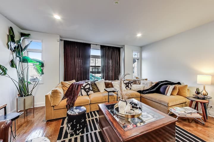 Explore Chicago: Private Room In Bridgeport Home - Chicago