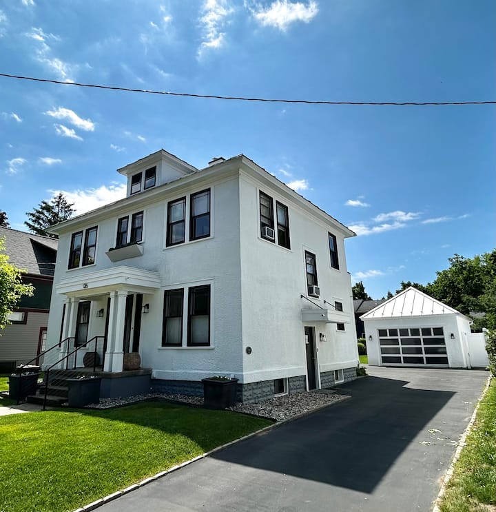 1926 Trifecta Downtown Saratoga - Saratoga Springs, NY