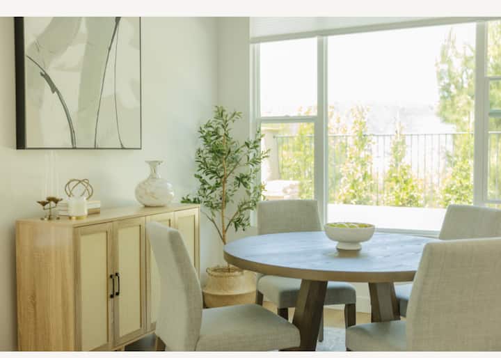 Cozy Modern Family Home With Canyon Views - San Diego, CA