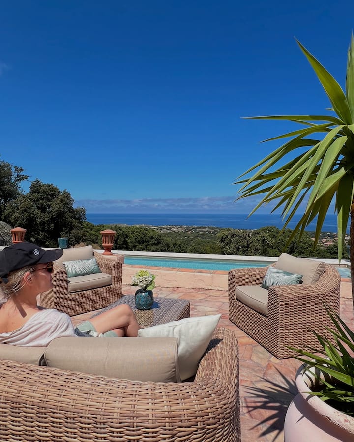 Villa Avec Vue Panoramique Mer, Parc Et Piscine - Calvi