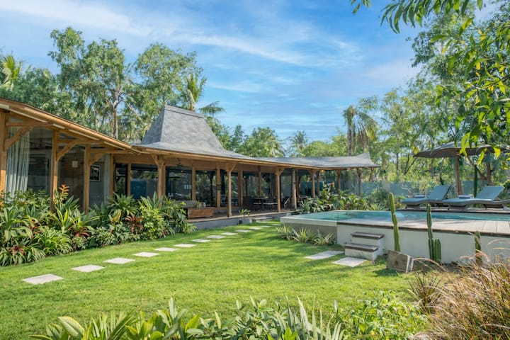 Brand New/unique Pool/modern Traditional/harimau - Islas Gili