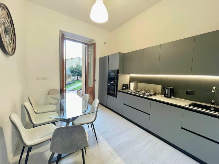 Savoia Apartment · 4br Spazioso Con Giardino - Florence