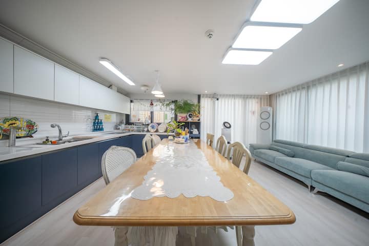 Welcome To Gwangju / 3 Rooms, 5 Beds, 3 Bathrooms - Naju-si