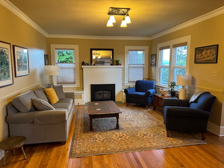 Cozy Home-gardens, View And Privacy - Bellingham, WA