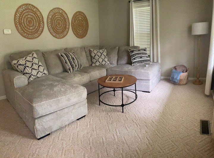 Ky Lake Retreat, Game Room, Hot Tub, Fire Pit - Kentucky Dam Village, Gilbertsville