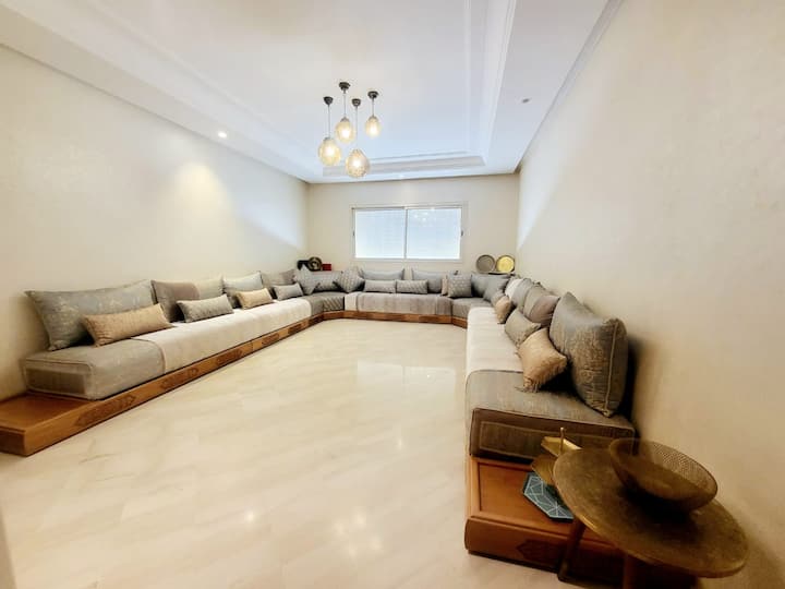 Cozy Apartment Near Mohammed V Airport Transfer - Bouskoura
