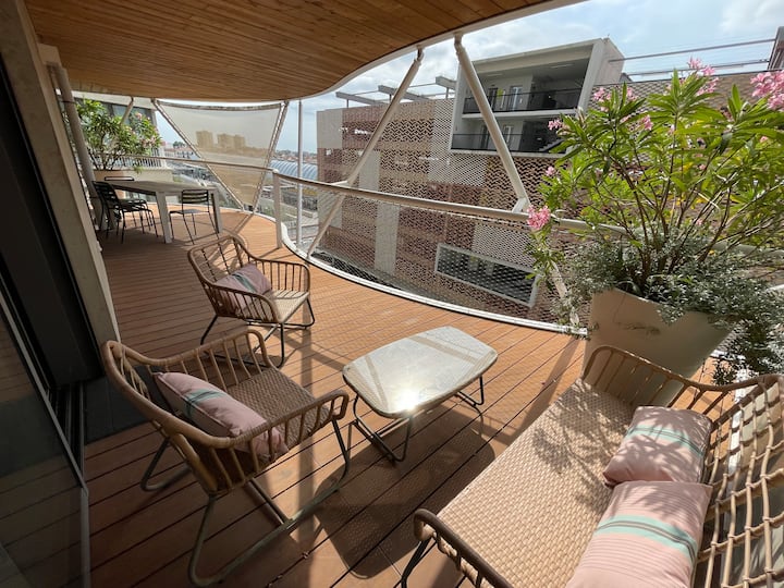 Appartement Avec Grande Terrasse En Centre-ville ! - Montpellier