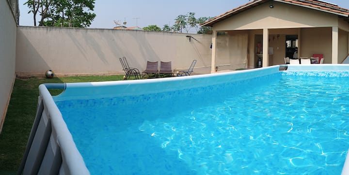 Casa 3 Quartos Com Ar Condicionado E Piscina - Caldas Novas