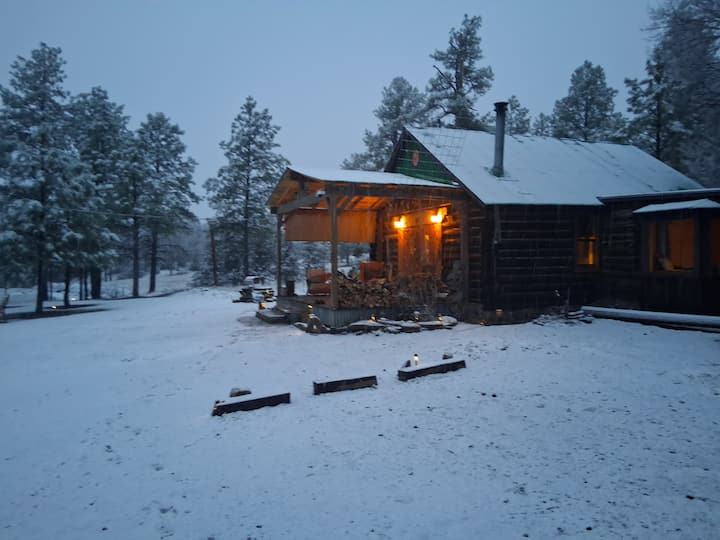 Jesse James Hideout / Rock-hound Paradise - New Mexico