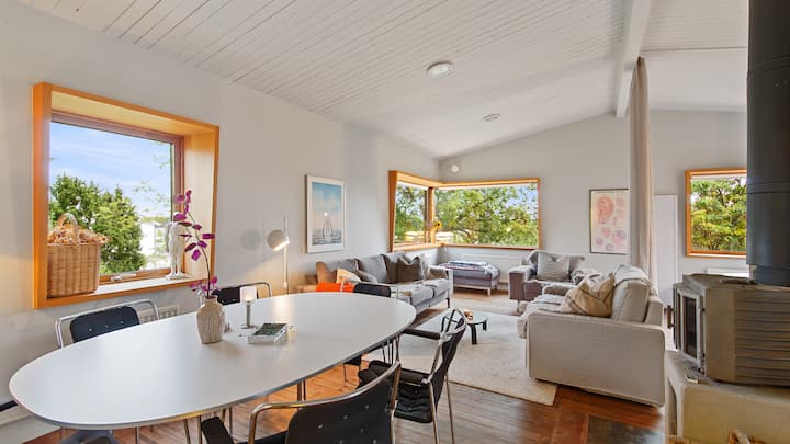 Mysigt Sommarhus Med Havsutsikt - Vaxholm