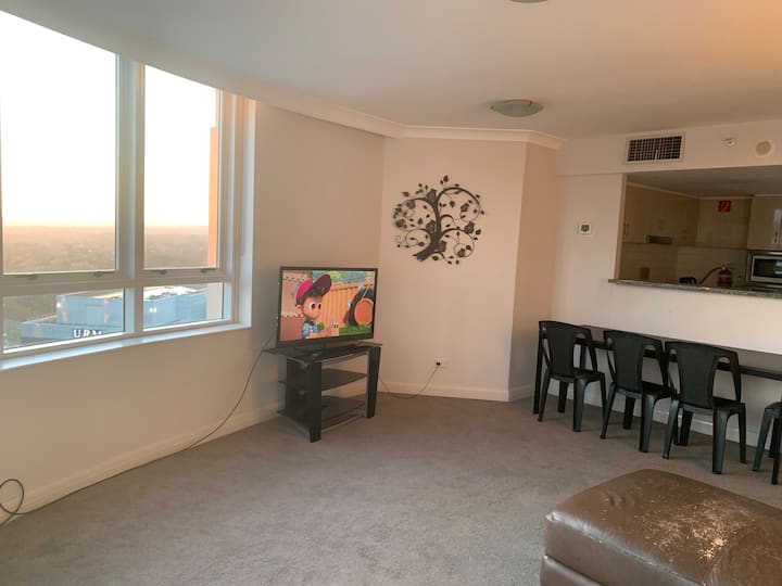 High Rise 2 Bed/bath Car Park Centre Chatswood - Willoughby