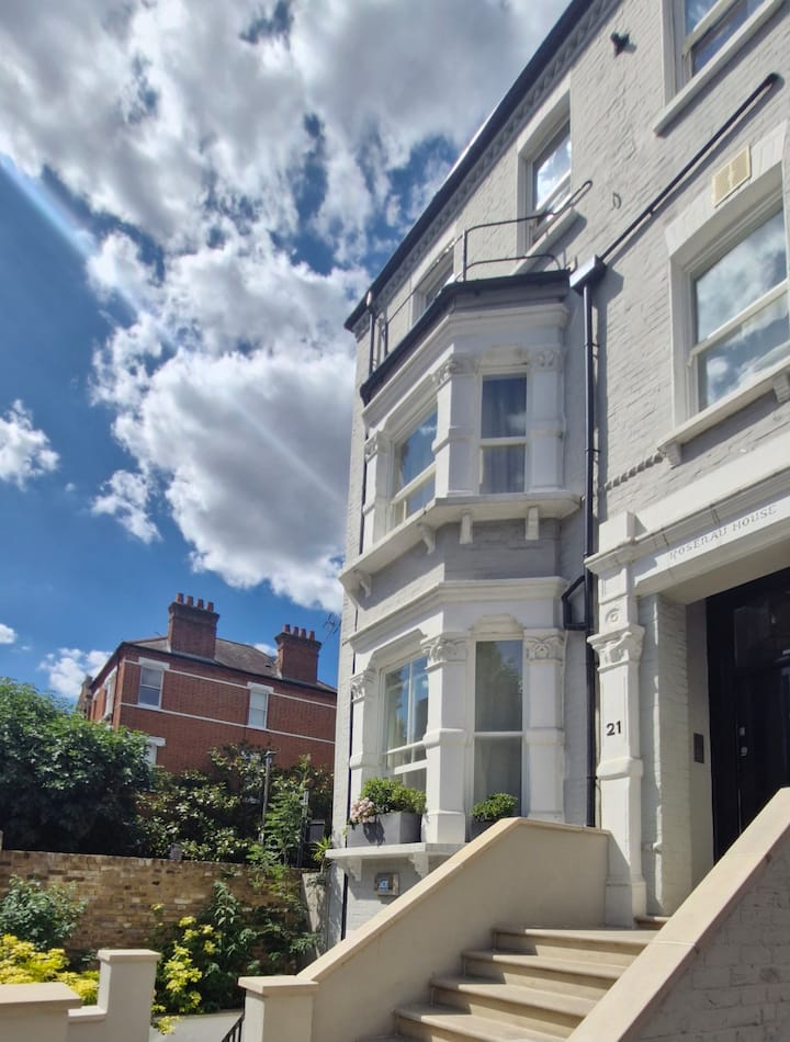 Boutique Victorian Flat - Battersea Park - 2 Bdr - Londen