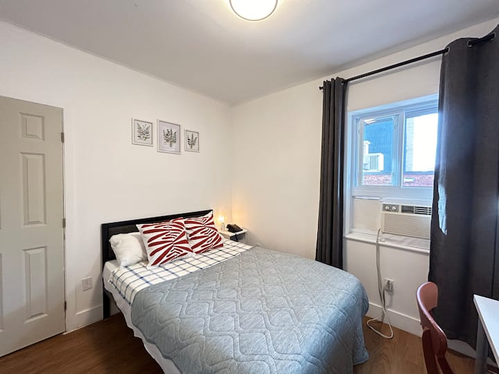 Romantic Plateau Mont-royal Escape • Studio • 1bd - Montreal